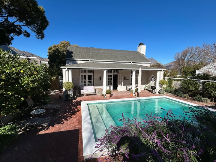Maison Des Roses Cottage - Franschhoek