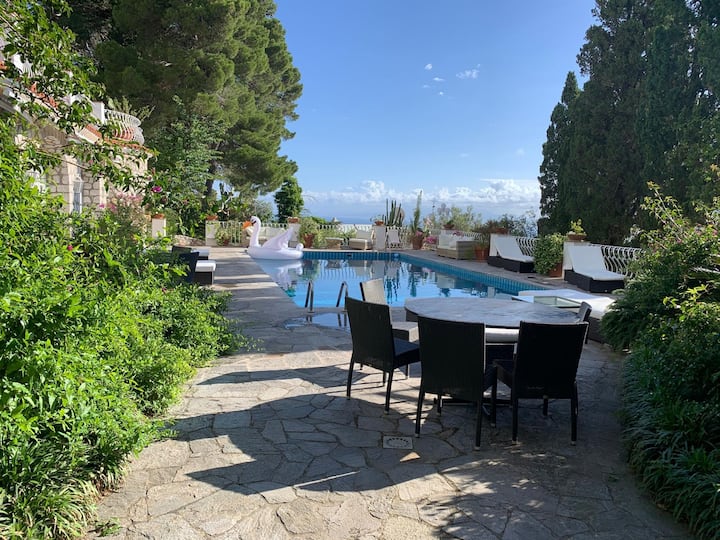 Luxury Villa In The Center Of Capri - 카프리