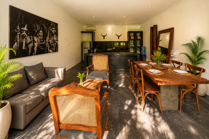 Private 2br Villa | Pool & Lush Garden Near Beach - Canggu