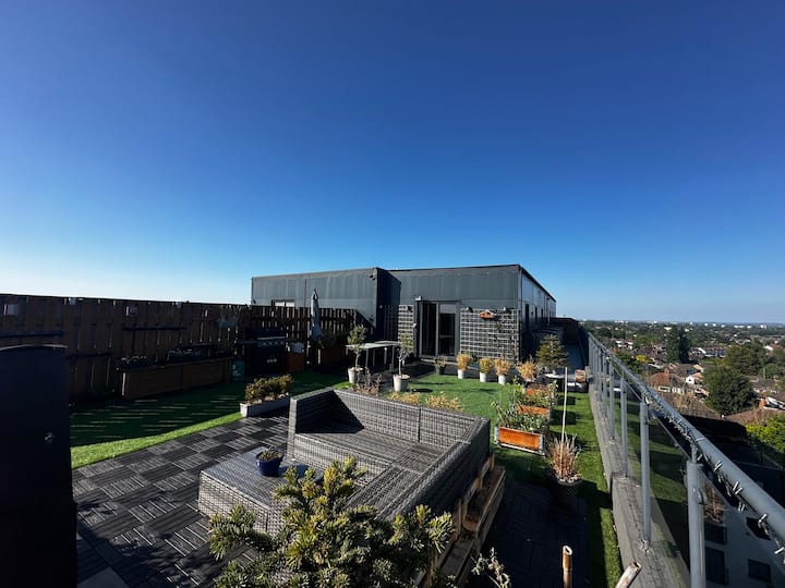 Rooftop Flat | Terrace, Near Airport & Nec - Solihull