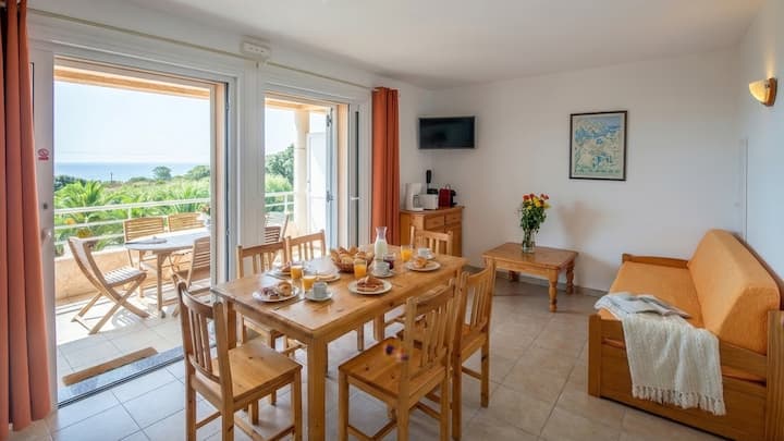 Pierre Et Vacances - Appartement 6 Personnes - 2 C - Lumio