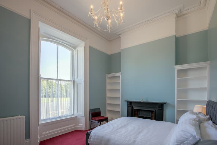 Eureka House Ground Floor Double Room (6) - Kells