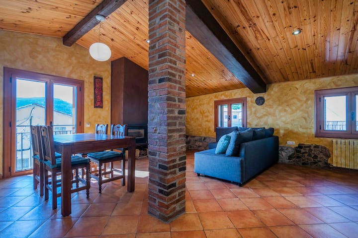 Apartamento De Montaña Con Chimenea Y Terraza - Bagà