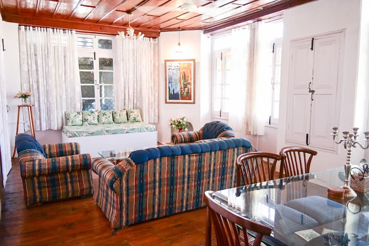 Earth Heritage House- 3 Bhk Independent Apartment - Almora