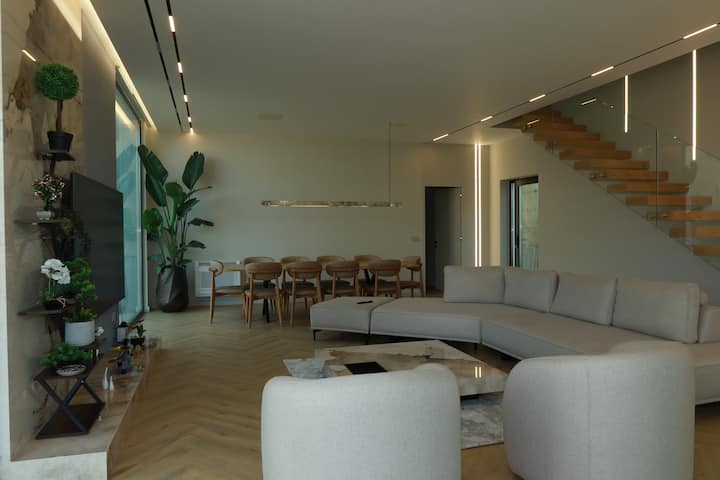 Tirana Luxury Villa | Pool & Mountain Views - Albania