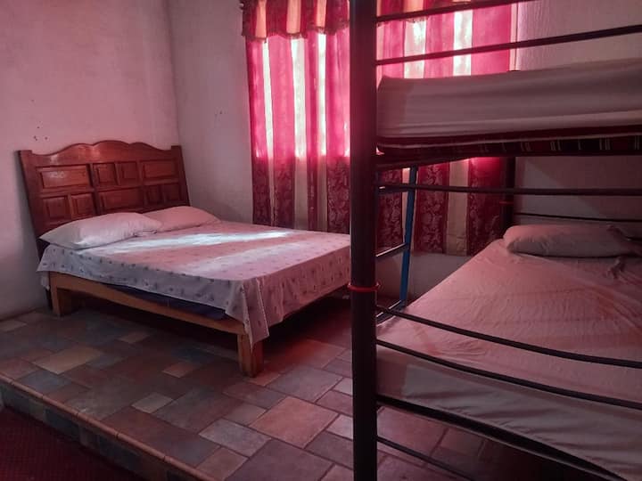 Hostal Puntakana, Frente A Playa Y Malecon - Puerto Vallarta
