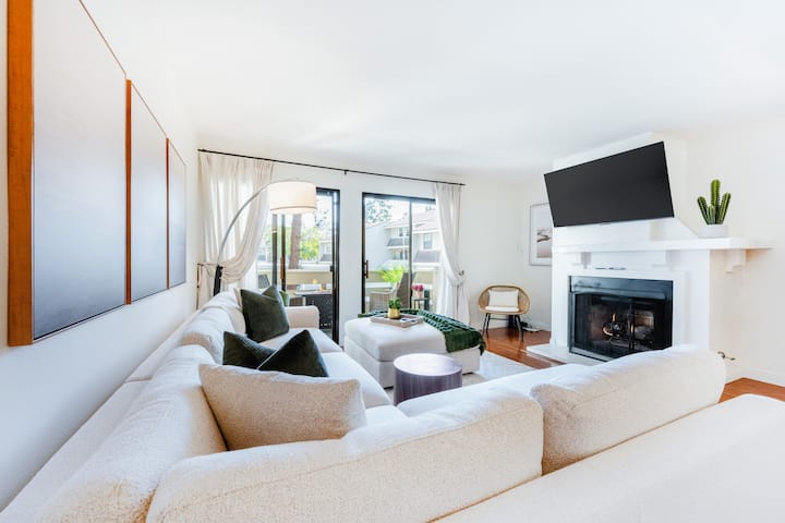 Serene Costa Mesa 2br + Office Near Beach & Irvine - Newport Beach, CA
