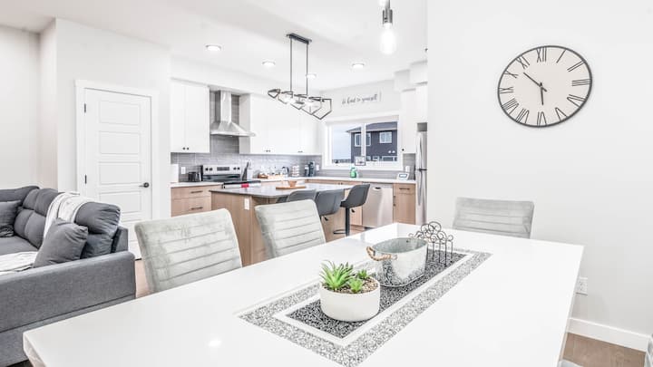 Free Banff Pass | 4 Br / 15m To Yyc & Dt - Calgary