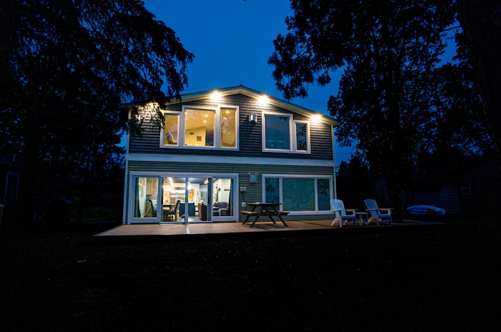 Only 50ft From The Lake - Luxury Modern Lake Home - Bemidji, MN
