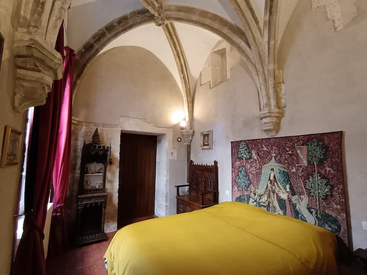 Suite Des 7 Sorciers, Nuit Dans Une Chapelle - Bourges