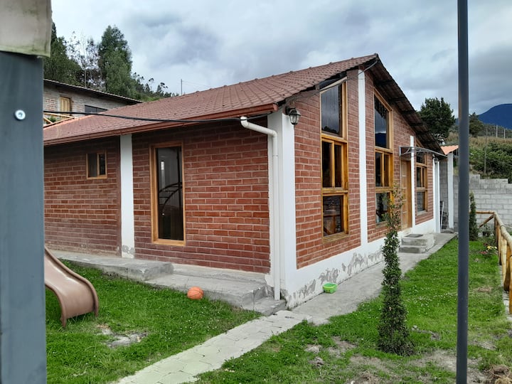 Villas El Belén Con Vista Hermosa Al Cotacachi - Otavalo