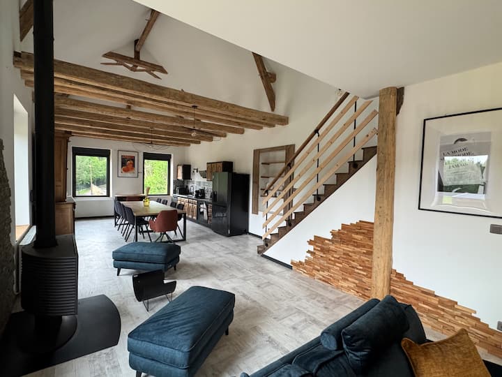 Grand Gîte En Pierre Avec éTang Privé – 6/8 Pers - Bouillon