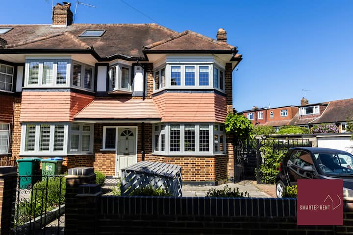 Richmond, Two Bedroom Flat, Free Parking - Hampton