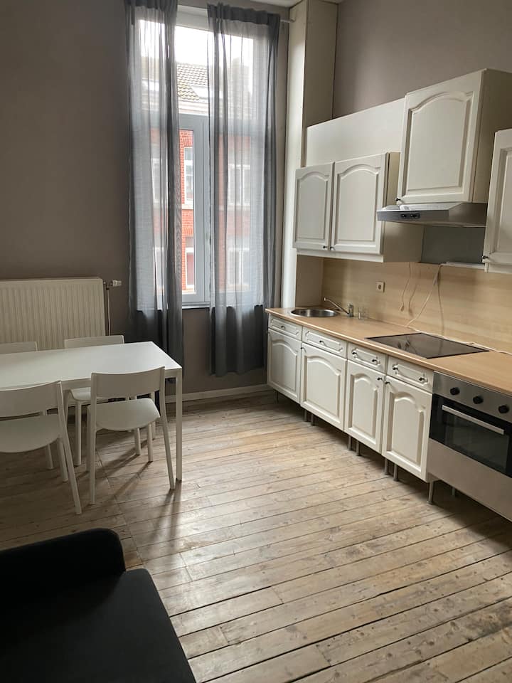 Appartement éQuipé, Cette Ville Tram à 200 Mètres - Seraing