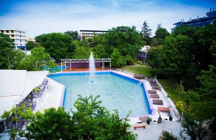 Spacious Studio In Golden Sands | Free Pool Access - Kranevo