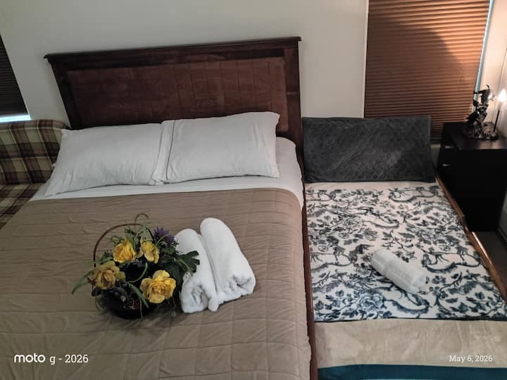 Sunny Beach Suite. Kitchen And Bathr/private Entra - Long Beach, CA