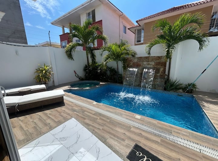 Beautiful House En Manta/pool And Yacuzzy - Manta