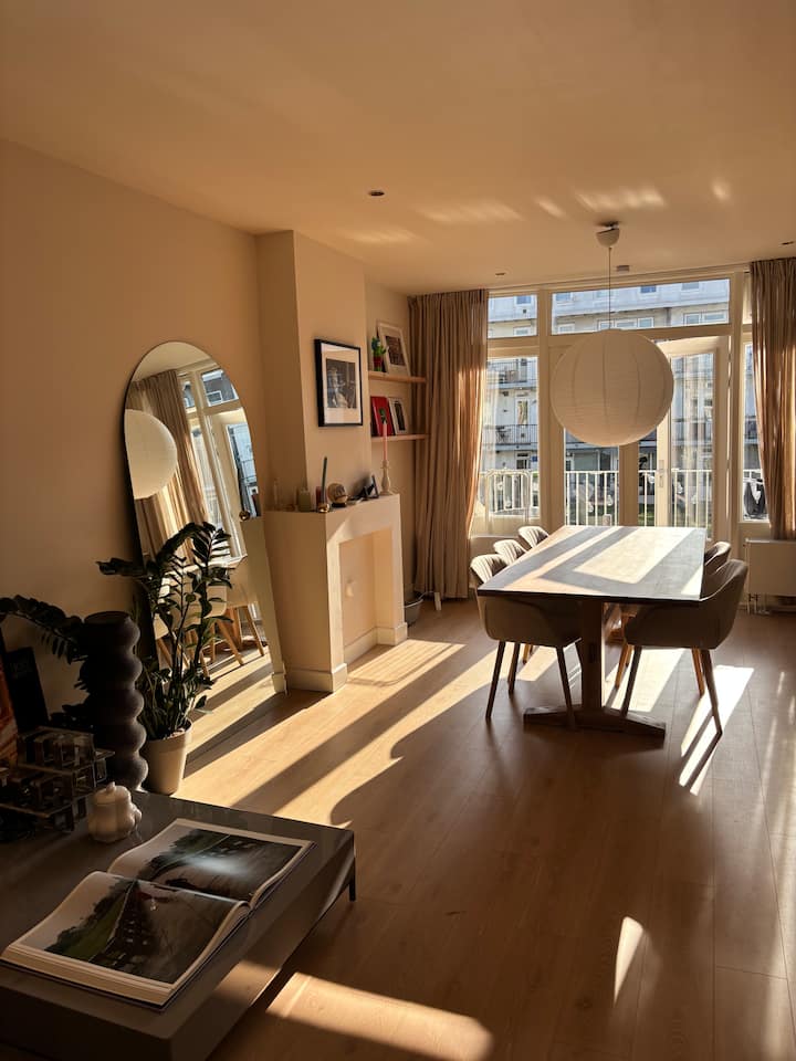 Gerenoveerd App. Met Balkon Aan De Gracht - Zaandam