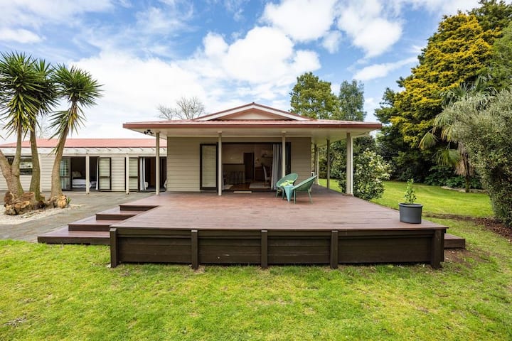 Kaipaki House Rural Retreat - Cambridge