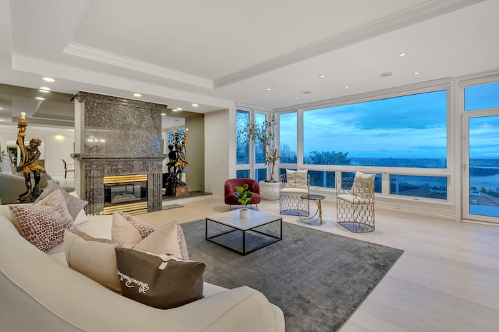 Luxury 6br West Van Villa | Sky-high Ocean Views - West Vancouver