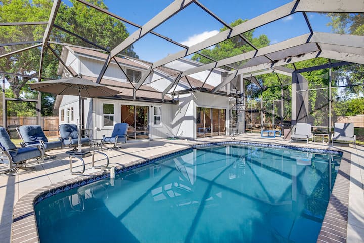 Whiskey Creek Retreat| Pool Home Nearby Beaches - Fort Myers, FL