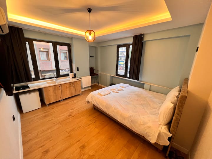 Central Studio – Steps From The Bull, Kadıköy - Maltepe