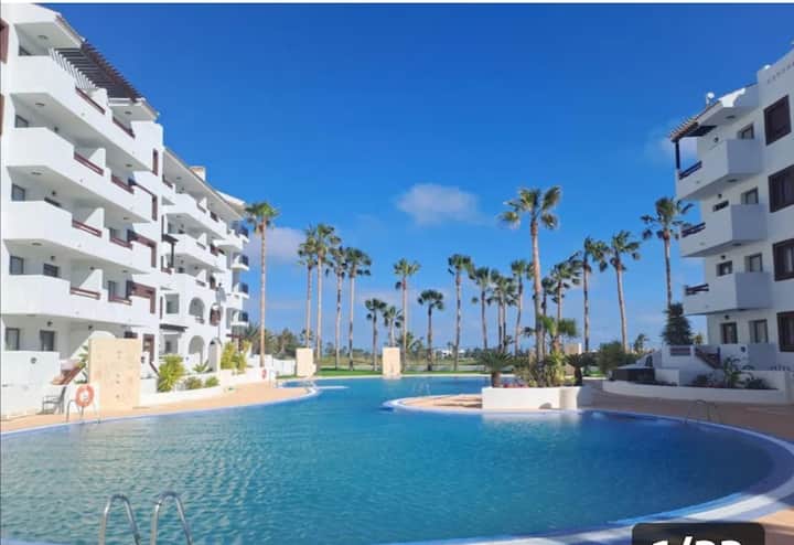 Apartamento En Bajo Junto Entrada Golf Con Piscina - La Manga del Mar Menor