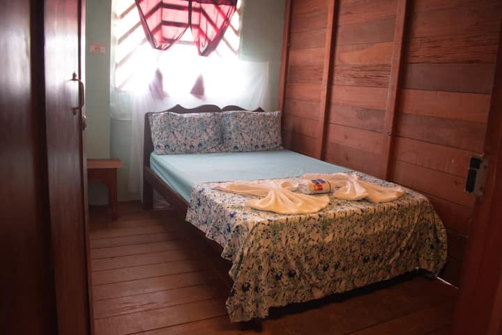Habitación Individual - Nuquí