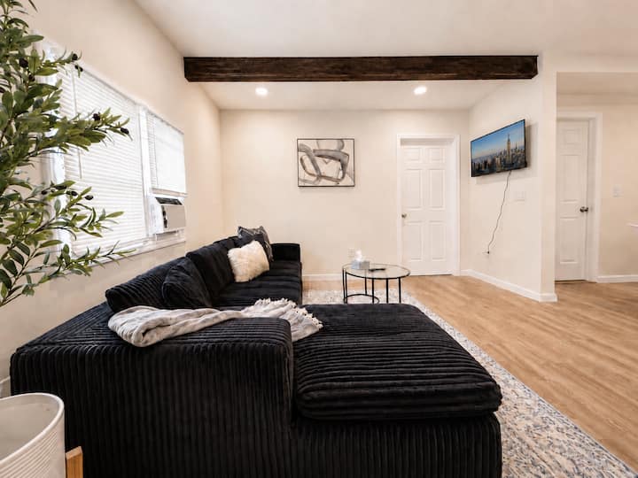 Modern 3 Bed Near Nyc, Ewr & Metlife - Staten Island, NY