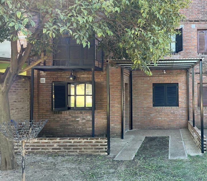 Duplex Cómodo Y Completo - Colón