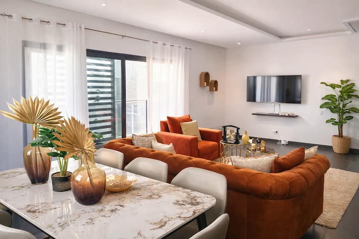 Luxury Almadies Retreat 2br | 4ba Modern Amenities - Dakar