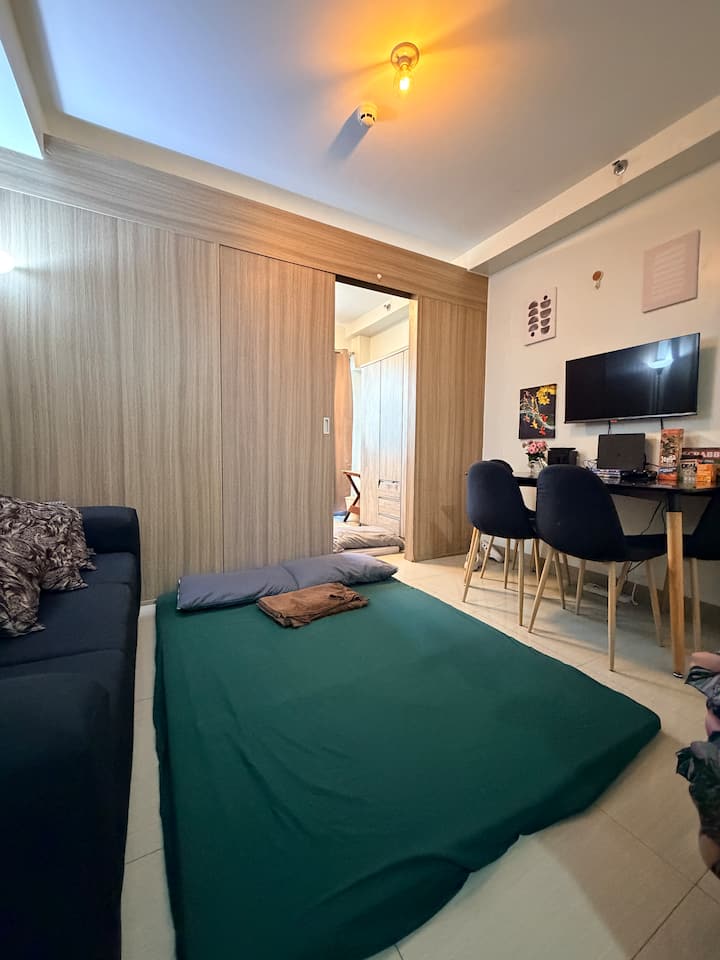 Big-cut Condo For 6 Near Smx & Naia | Ps4 + Wi-fi - Manila
