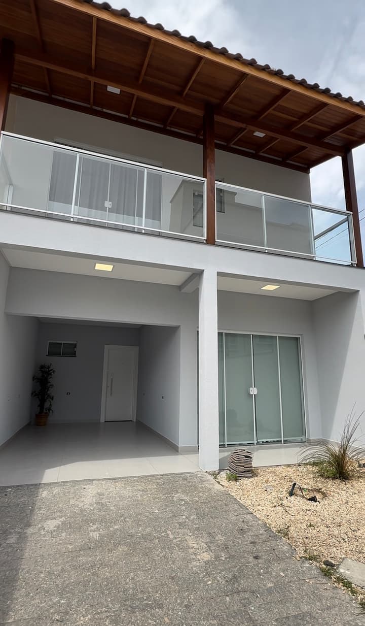 7km Até A Praia.
Ideal Para Sua Família - Balneário Camboriú