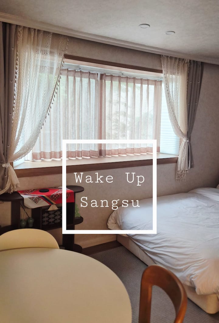 Sangsu St.8min/2f/hongdae&han River - Seúl