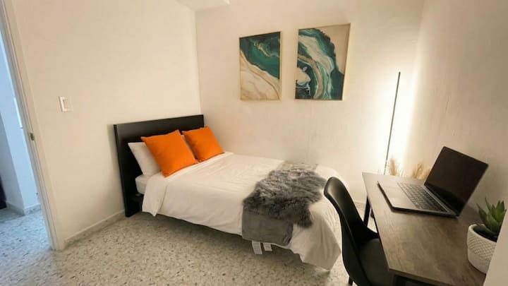 Cosy Single Room · 1 Min Walk Lentor Mrt - Singapore