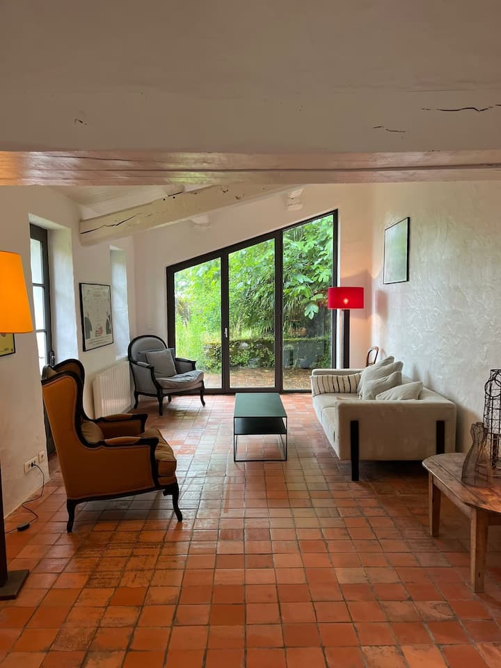Maison De Charme En Centre-ville Avec Jardin - Noirmoutier-en-l'Île