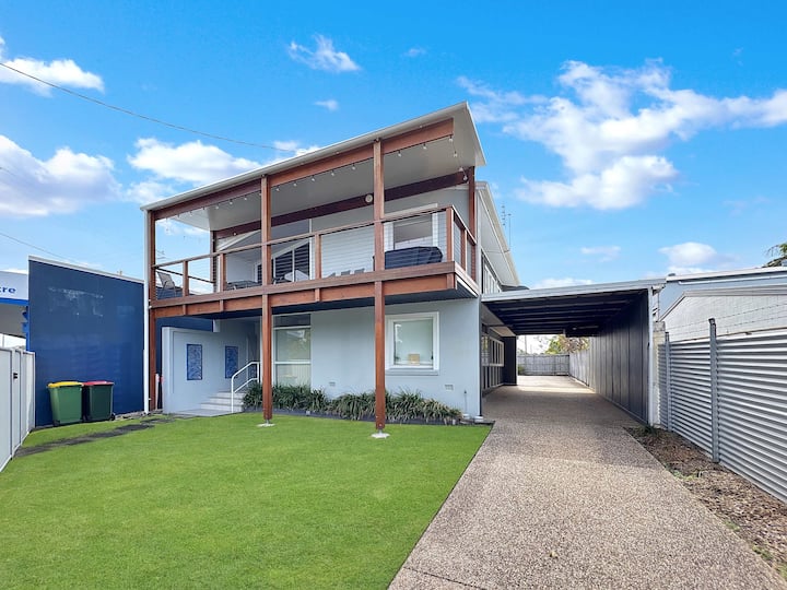 3br Caloundra Home | Walk To Beach | Boat Parking - Caloundra