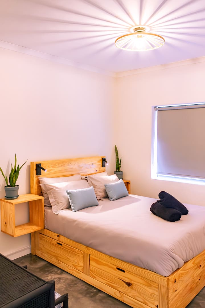 Safe Haven Luxury Self Catering Apartment - Franskraal