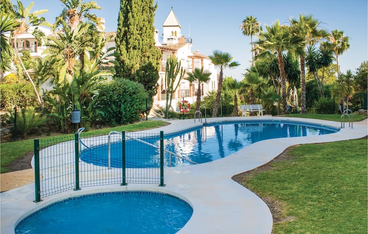 Gorgeous Apartment In Mijas With Swimming Pool - Mijas