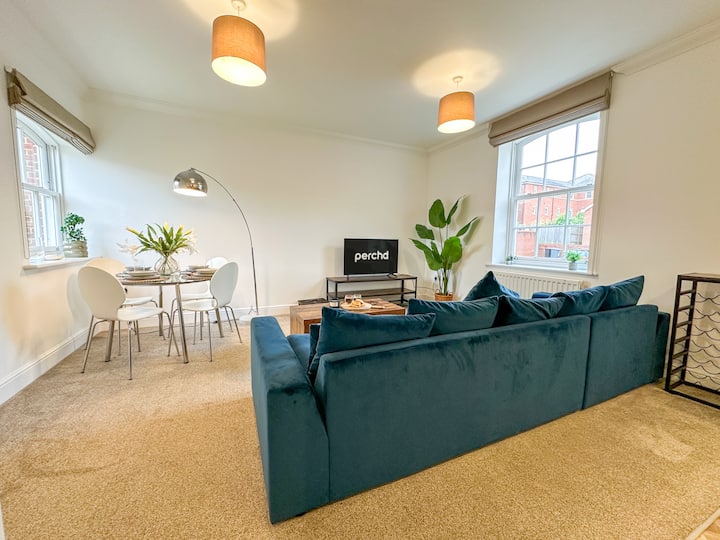 Cosy & Stylish Canterbury Apartment | Free Parking - Canterbury