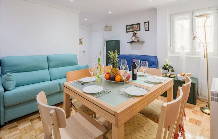 2 Bedroom Beautiful Apartment In Oviedo - Oviedo