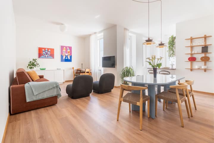 Casa Elizabeth, Historic Charm, Modern Comfort - Riva del Garda