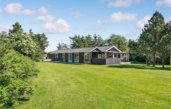Nice Home In Blåvand With Sauna - Blåvand