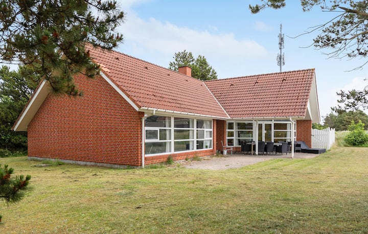 Amazing Home In Blåvand With Sauna - Blåvand