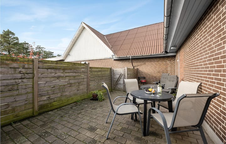 Nice Home In Blåvand With Wifi - Blåvand