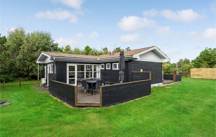 Stunning Home In Blåvand With Sauna - Blåvand