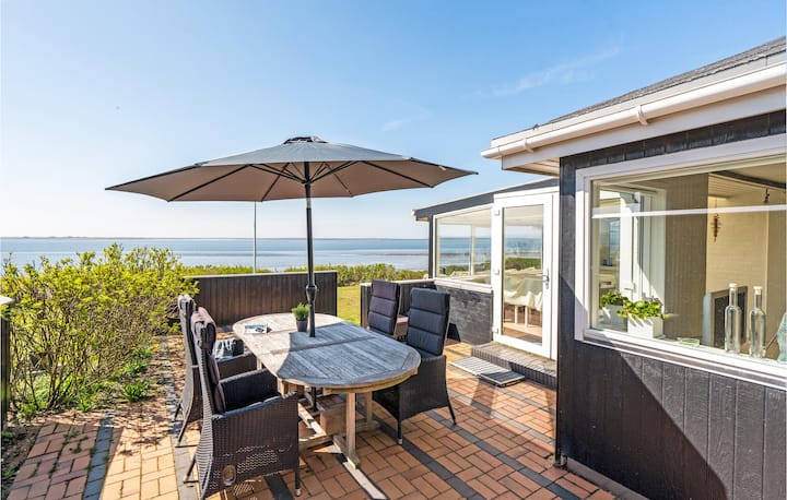 Awesome Home In Esbjerg V With House Sea View - Esbjerg