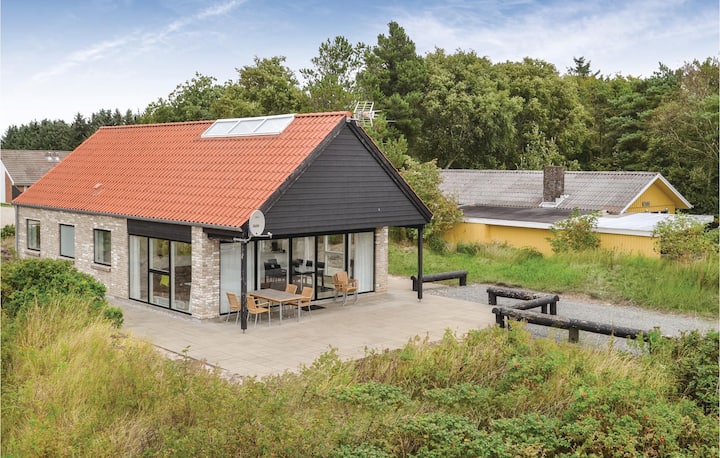 Pet Friendly Home In Blåvand With Sauna - Blåvand