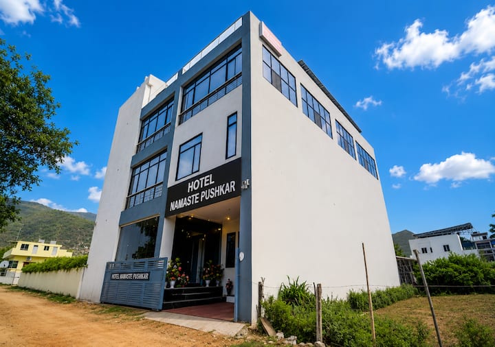 Hotel Namaste Pushkar With Mountain View - Pushkar