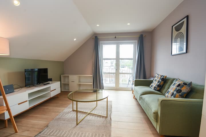 Modern 2br Flat | Balcony | En Suite - Mill Hill - Barnet